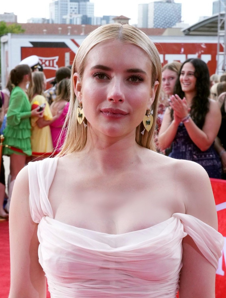Picture of Emma Roberts