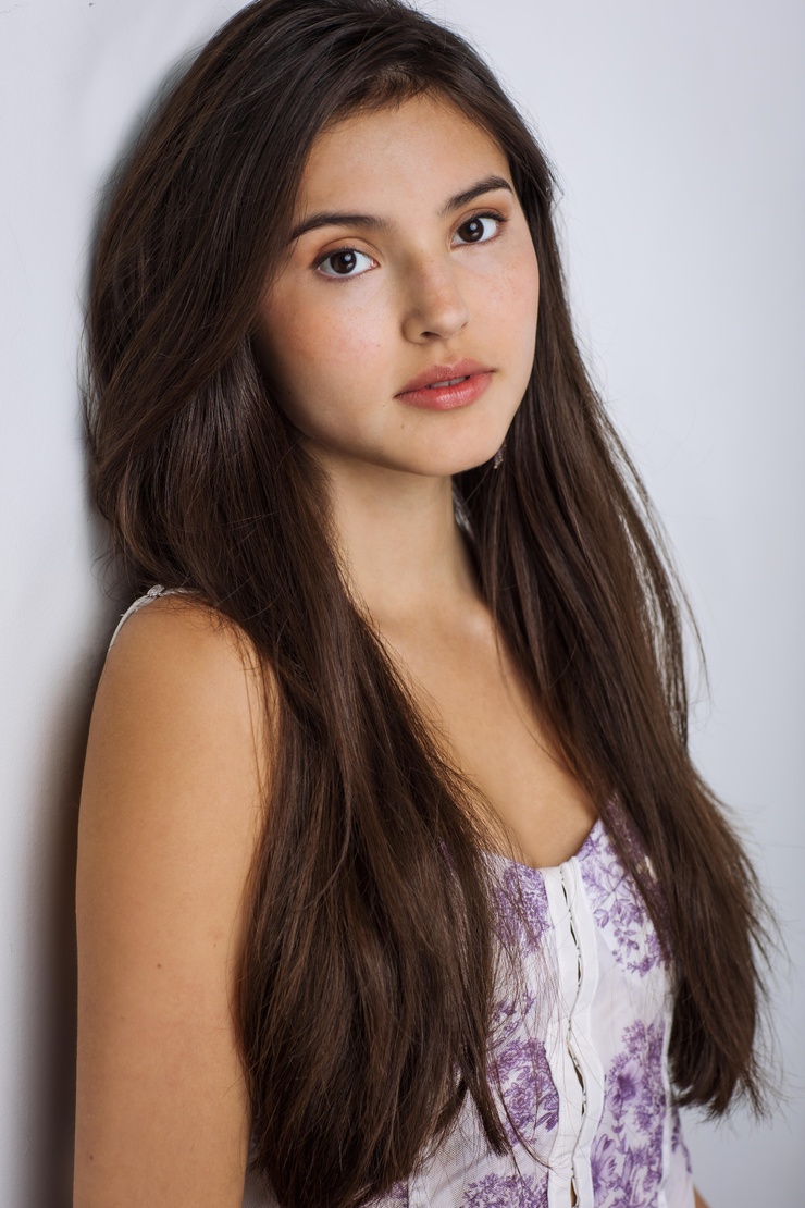 Picture of Isabel Deroy-Olson