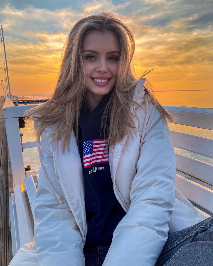 karolina Malina image