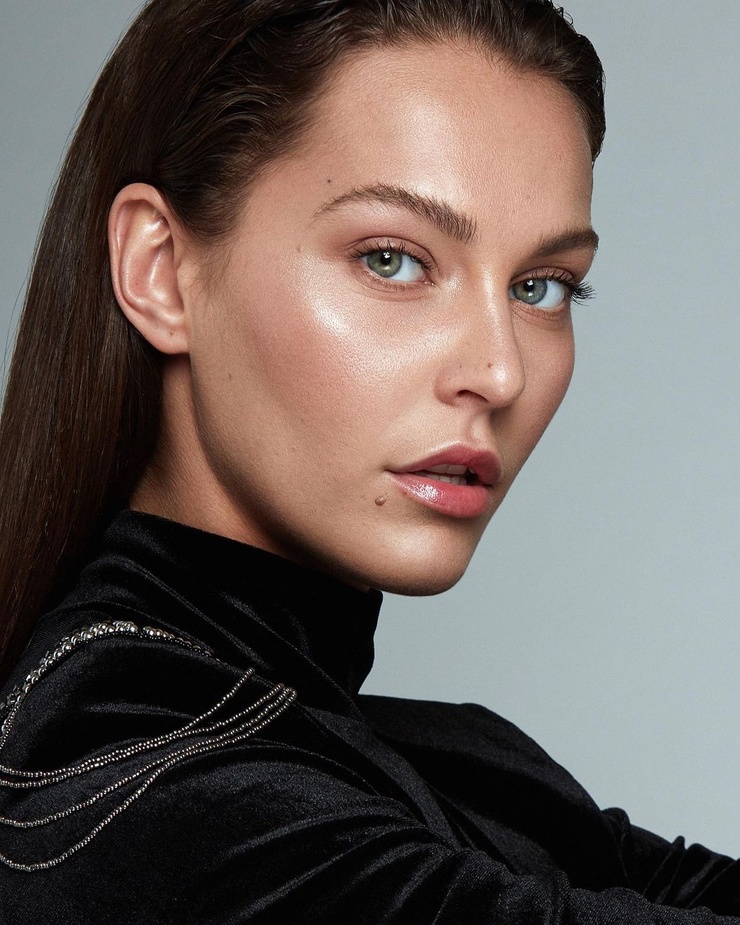 Gresa Hoti Albanian model