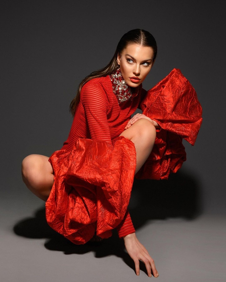 Gresa Hoti Albanian model