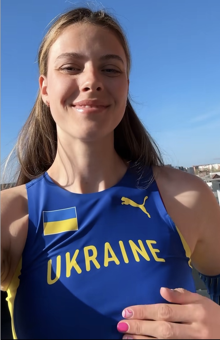 Yaroslava Mahuchikh picture