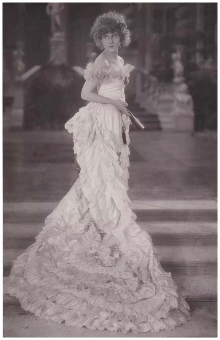 María Corda