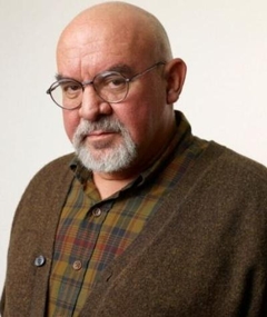 Stuart Gordon image
