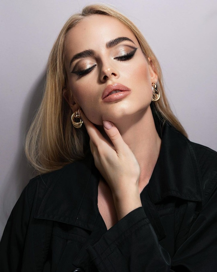 Picture of Polina Tsarenkova