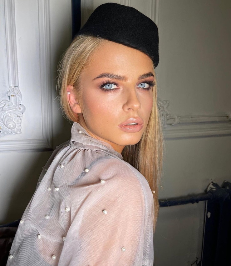 Picture of Polina Tsarenkova