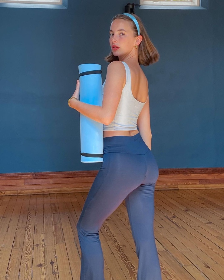 Picture of Amelie (model)