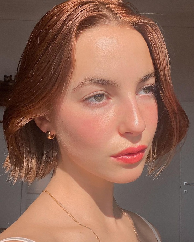Amelie (model) image