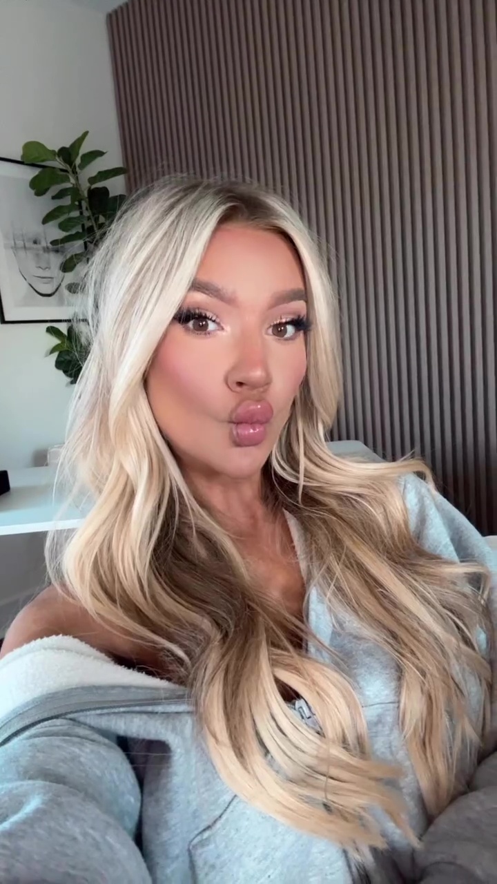 Image Of Alexa Collins