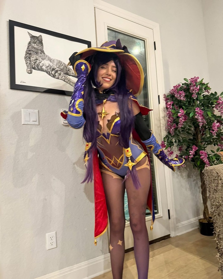 Picture Of Pokimane
