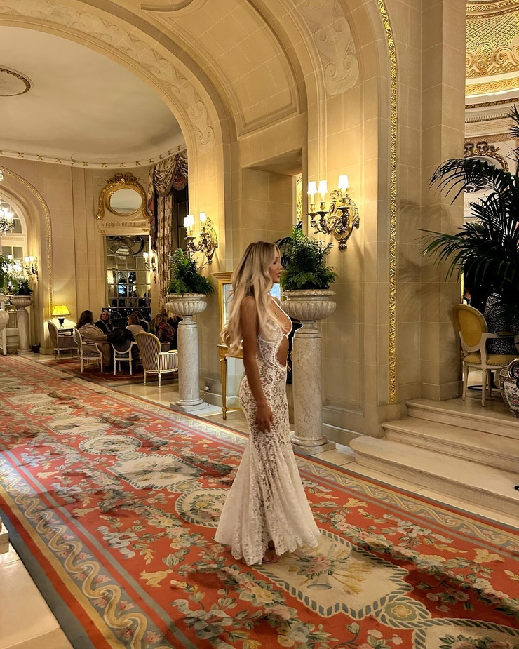 Picture of Thea Thompson