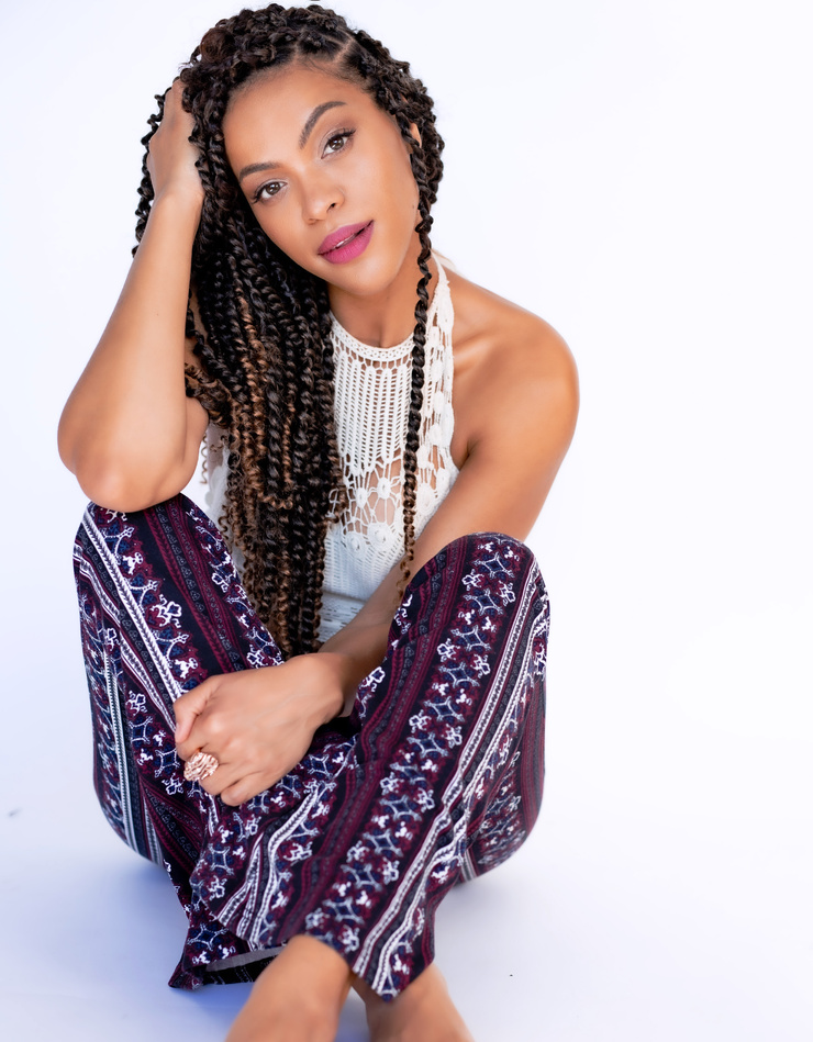 Picture of Alvina August