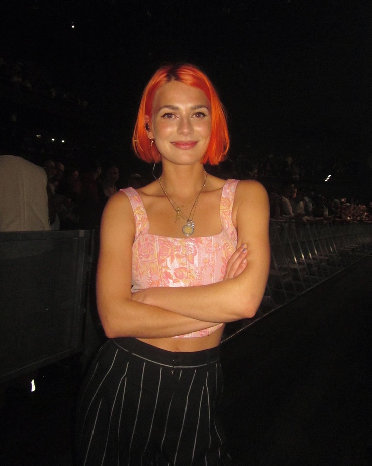 Alli Neumann picture