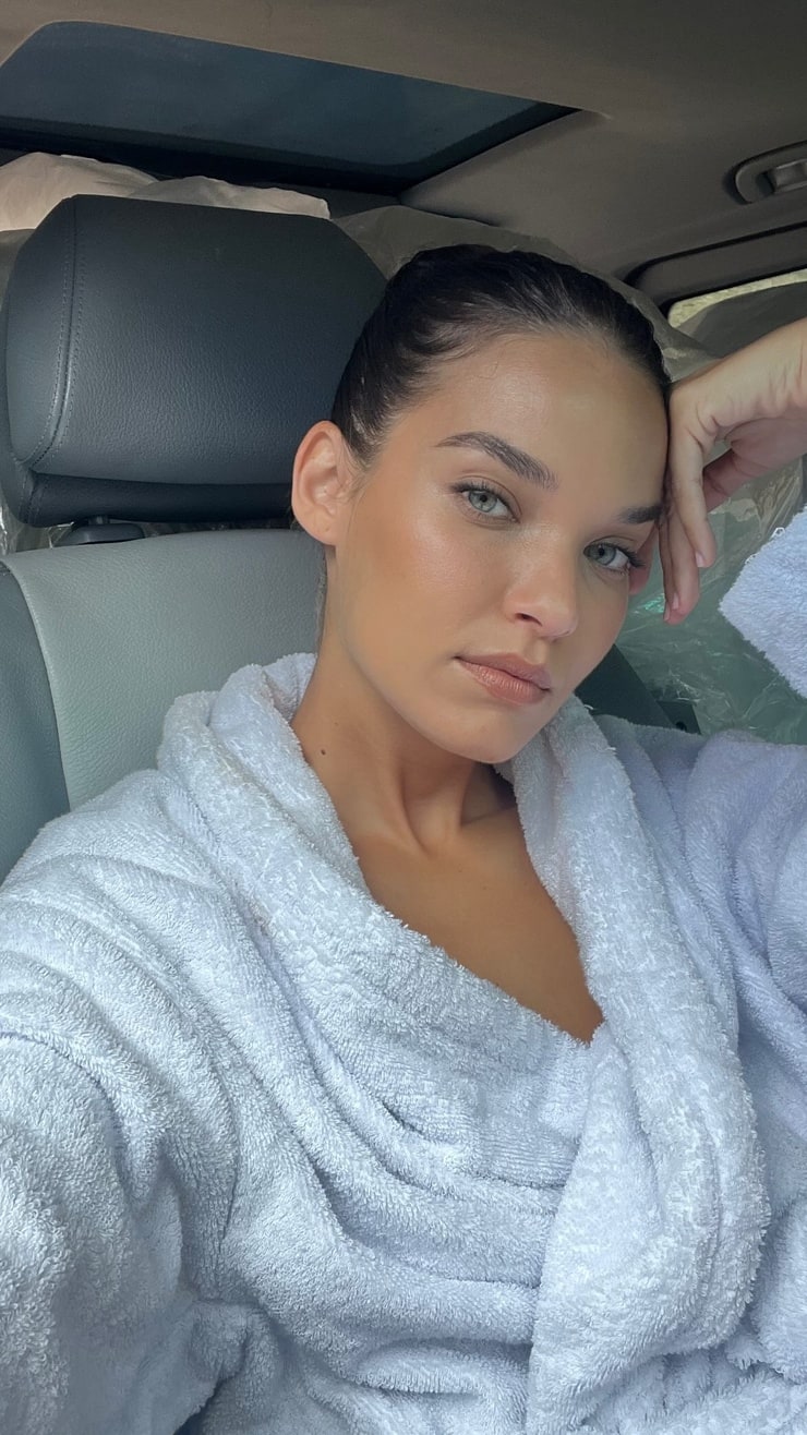 Picture of Gara Arias