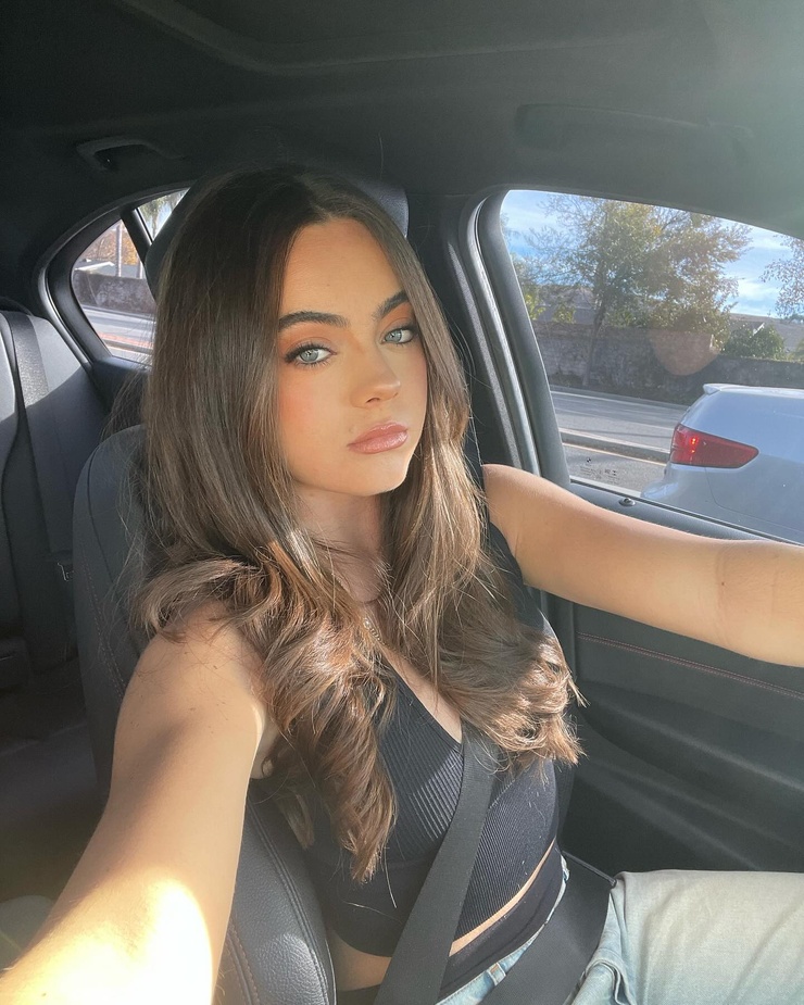 Image of Ava Allan