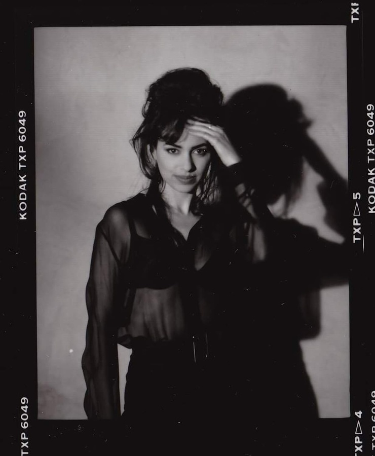 Susanna Hoffs image