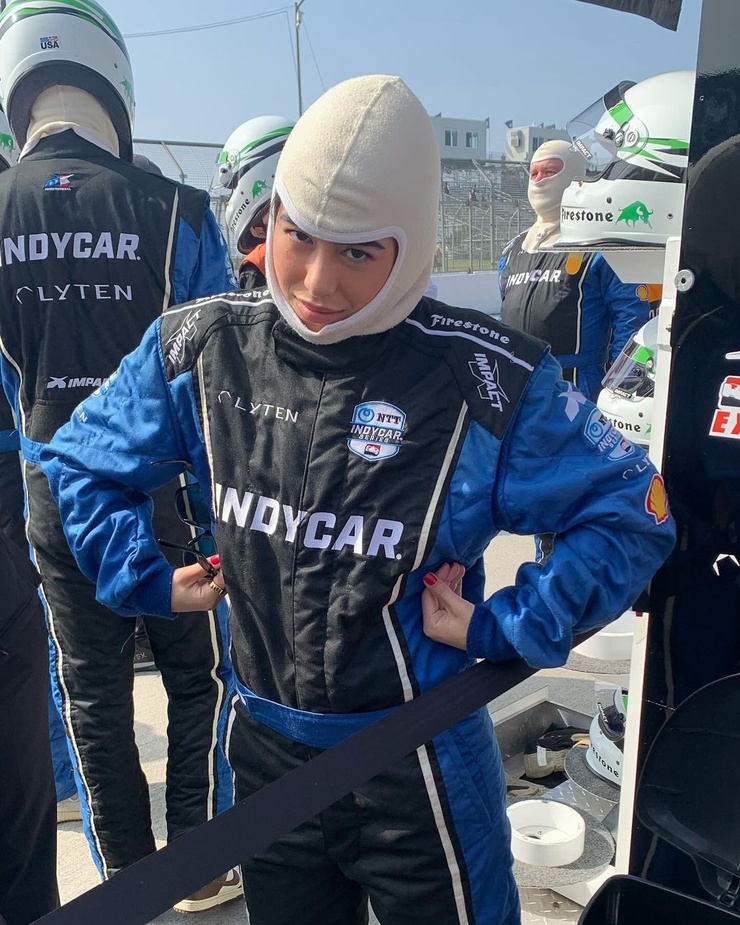 Picture of Jade Bender