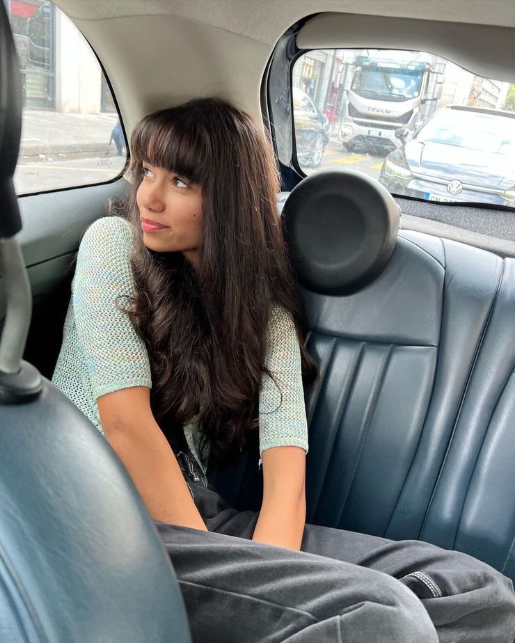 Picture of Sateen Besson