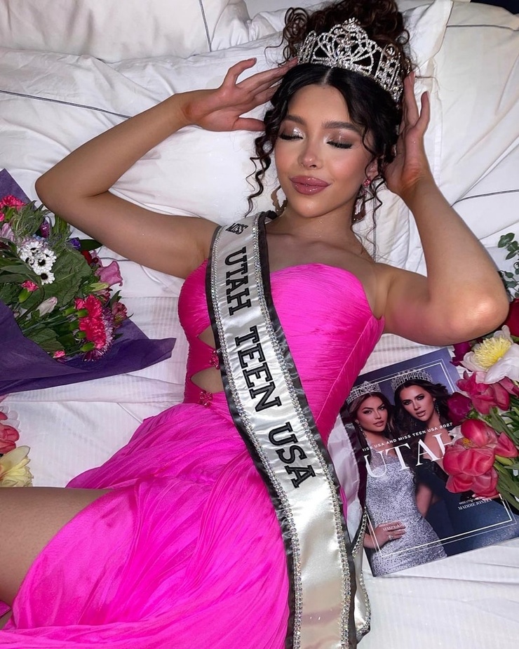 Picture of Angelie Carmen