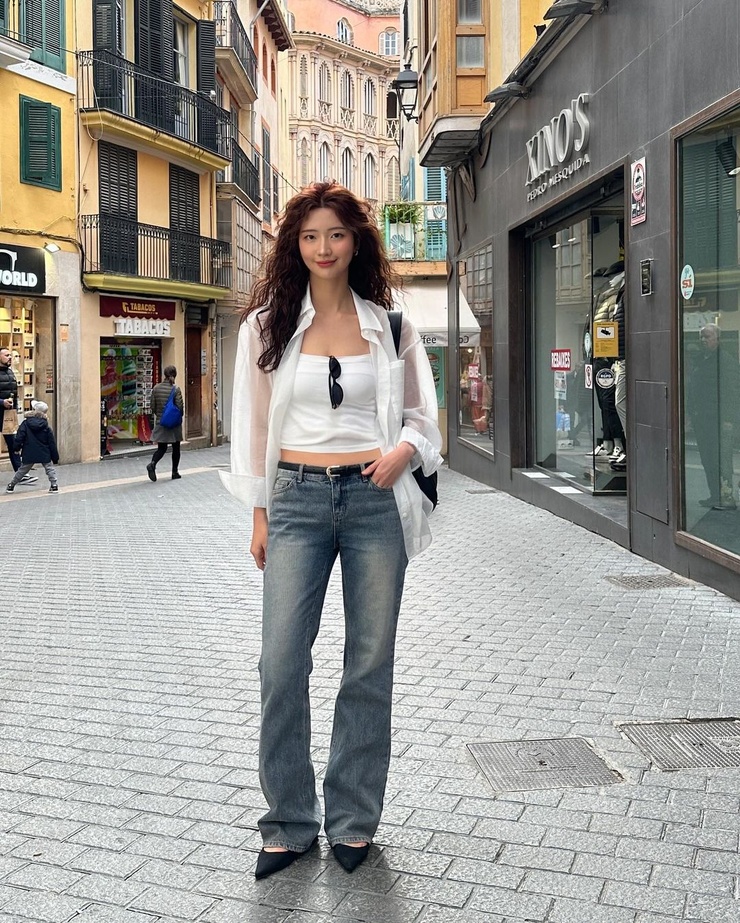 Picture of Ha Jin Park