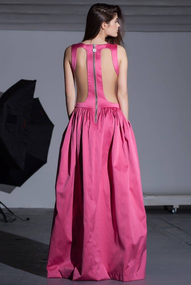 Alexandra Micu picture