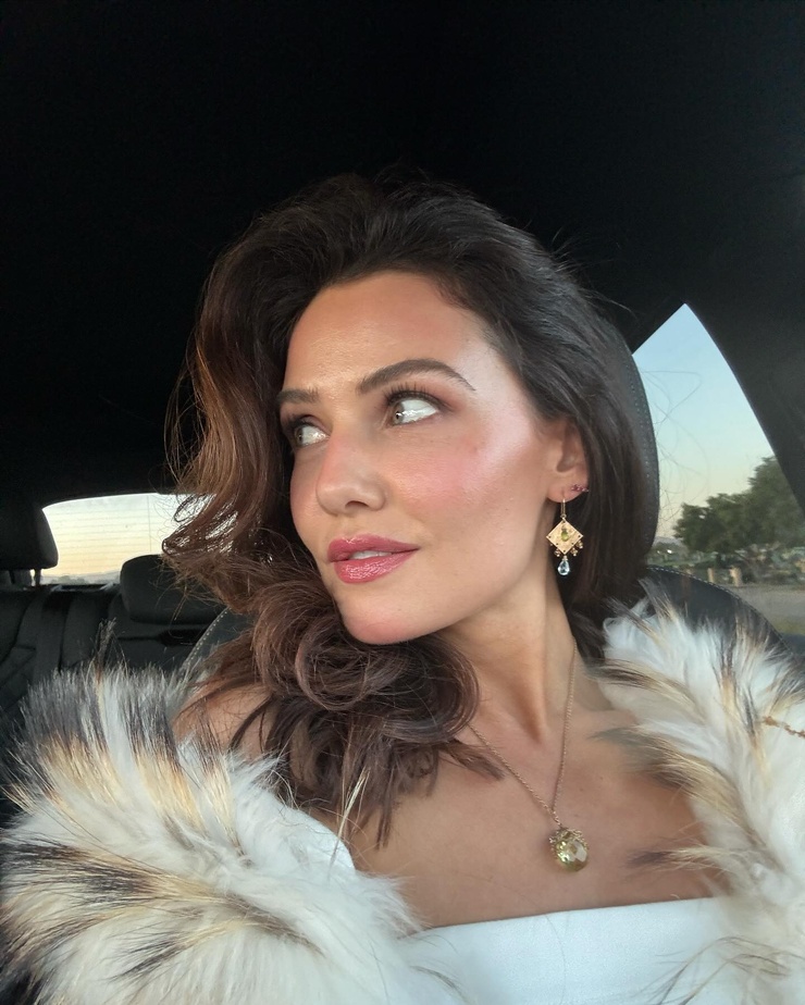 Picture of Danielle Campbell