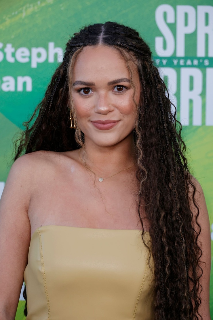 Picture of Madison Pettis