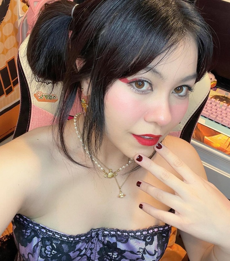 Maleia Alejandre pictures and photos