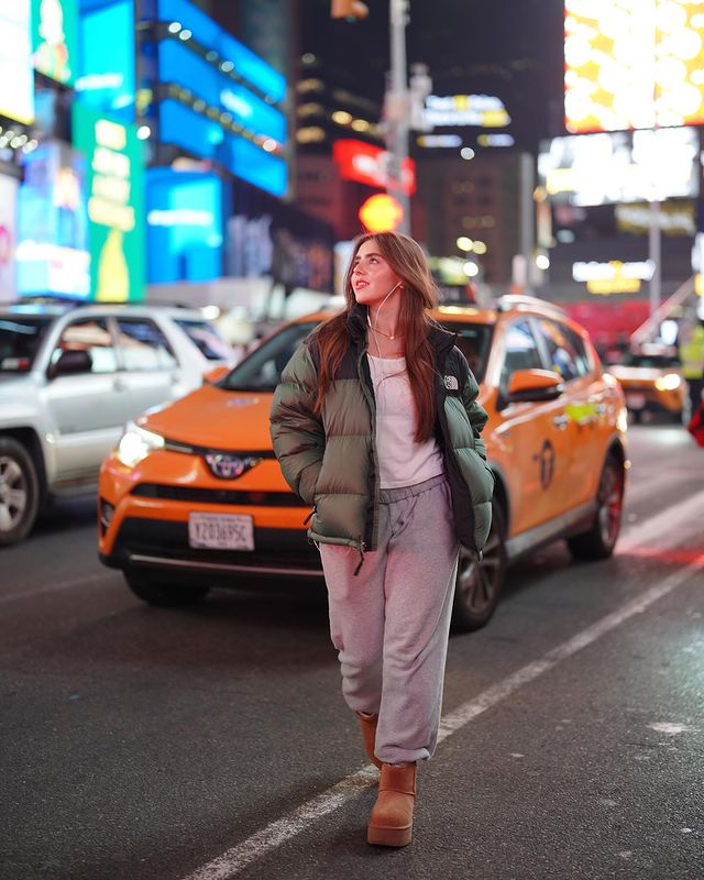 Picture of Avia Colette Butler