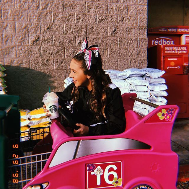 Picture of Avia Colette Butler