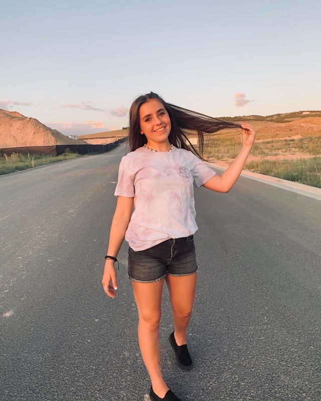 Picture of Avia Colette Butler