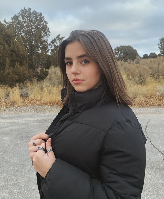 Picture of Avia Colette Butler