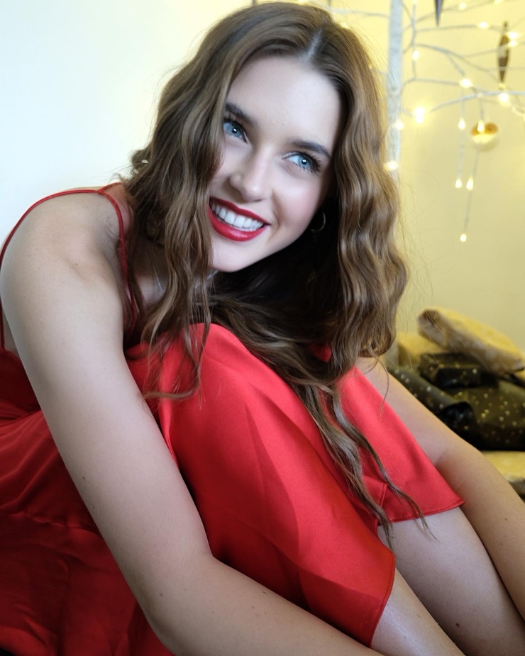 Savannah Clarke