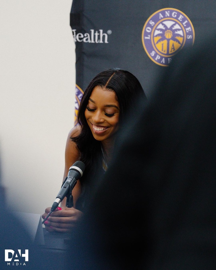 Picture of Lexie Brown