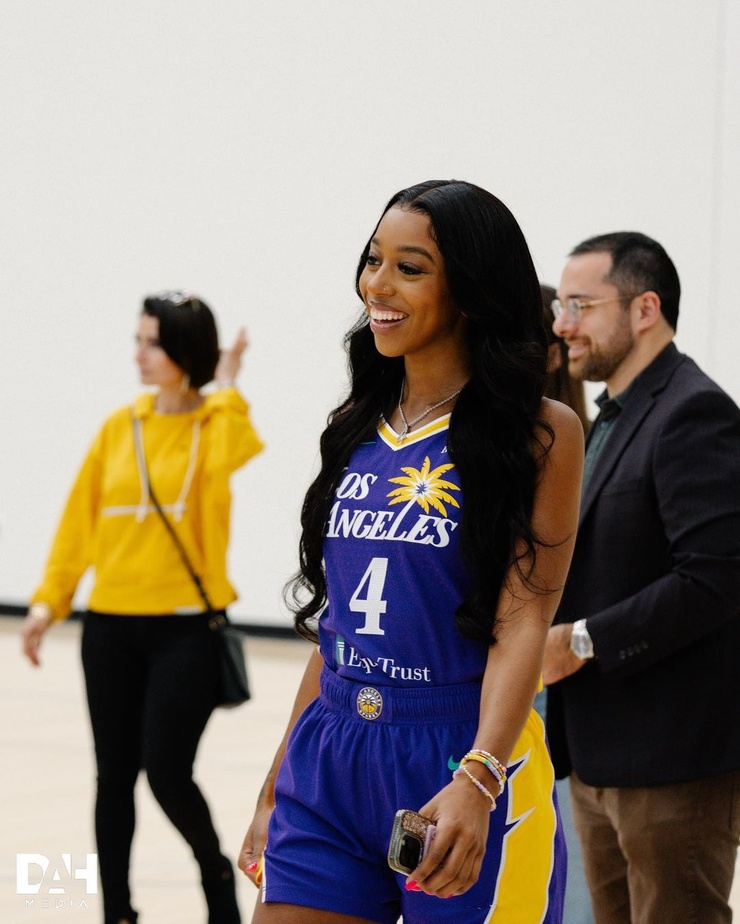 Picture of Lexie Brown