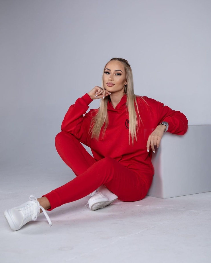 Adrianna Strzalka picture