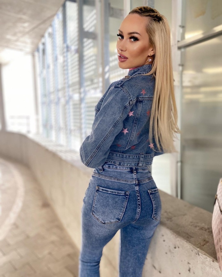 Picture of Adrianna Strzalka