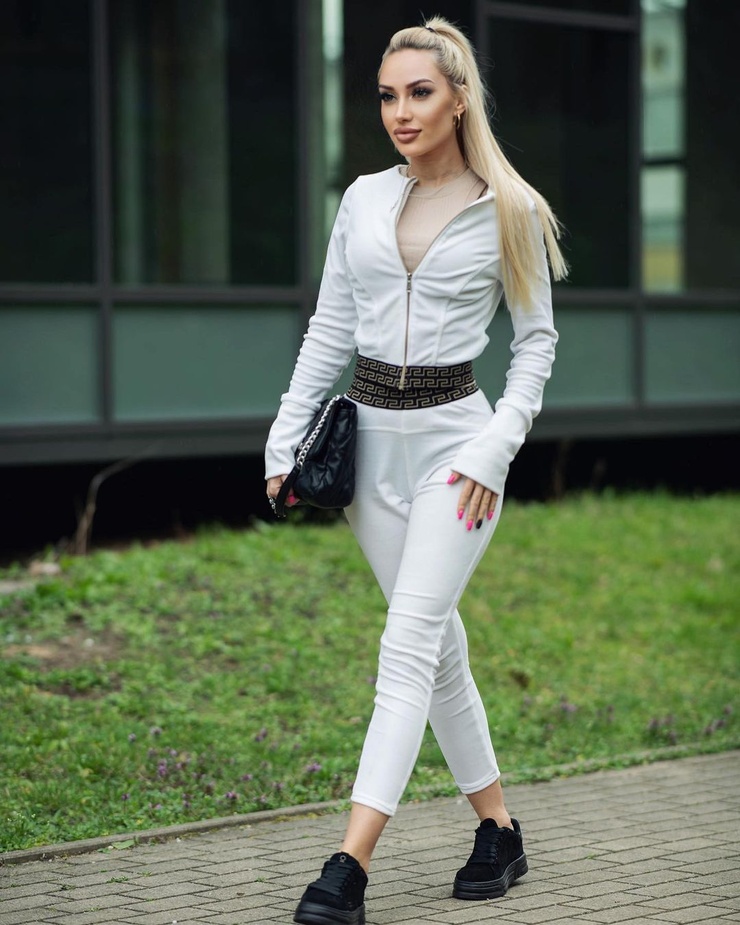 Picture of Adrianna Strzalka