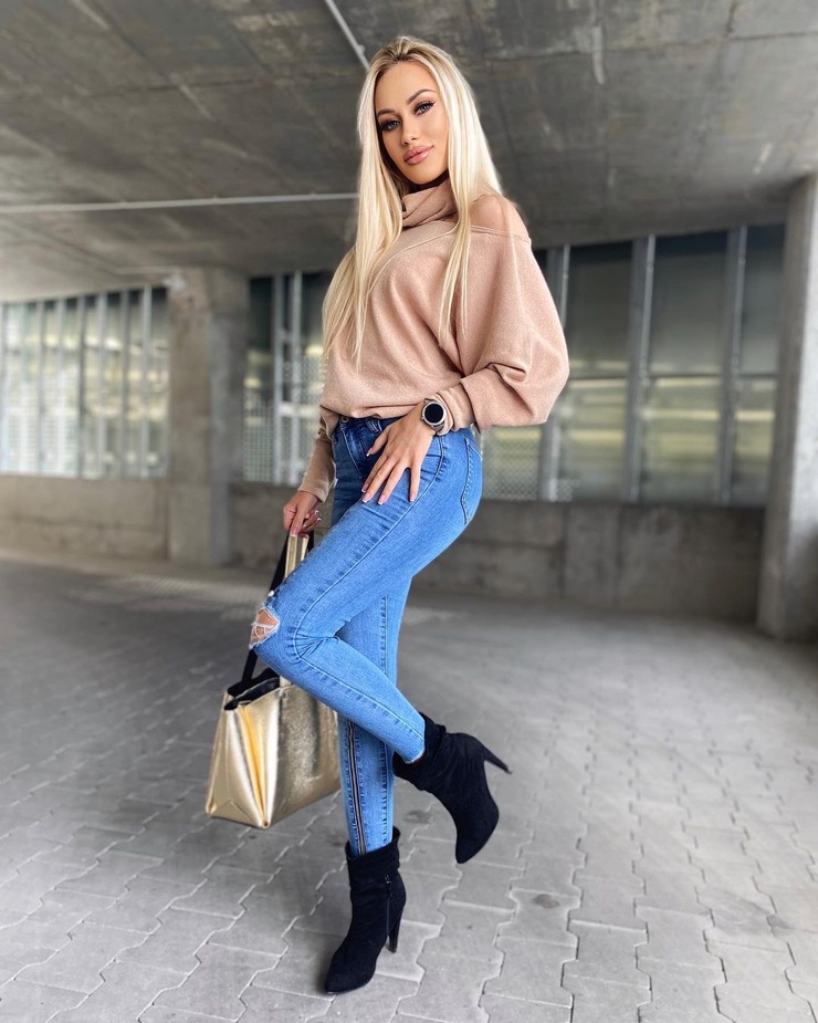 Picture of Adrianna Strzalka