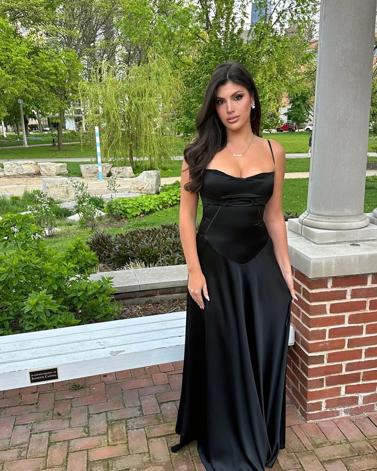 Picture of Rosana Hernandez