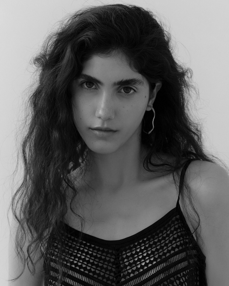 Mari Anez picture