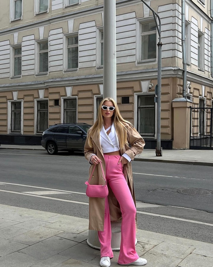 Picture Of Alina Toto