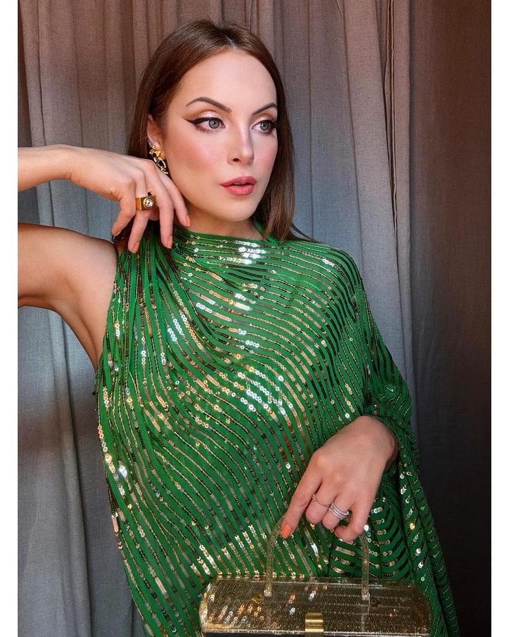 Elizabeth Gillies image