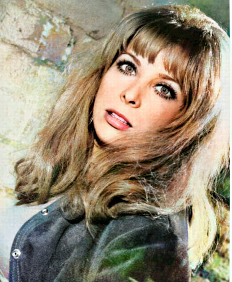 Picture of Angelique Pettyjohn