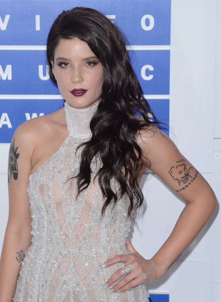 Picture of Halsey
