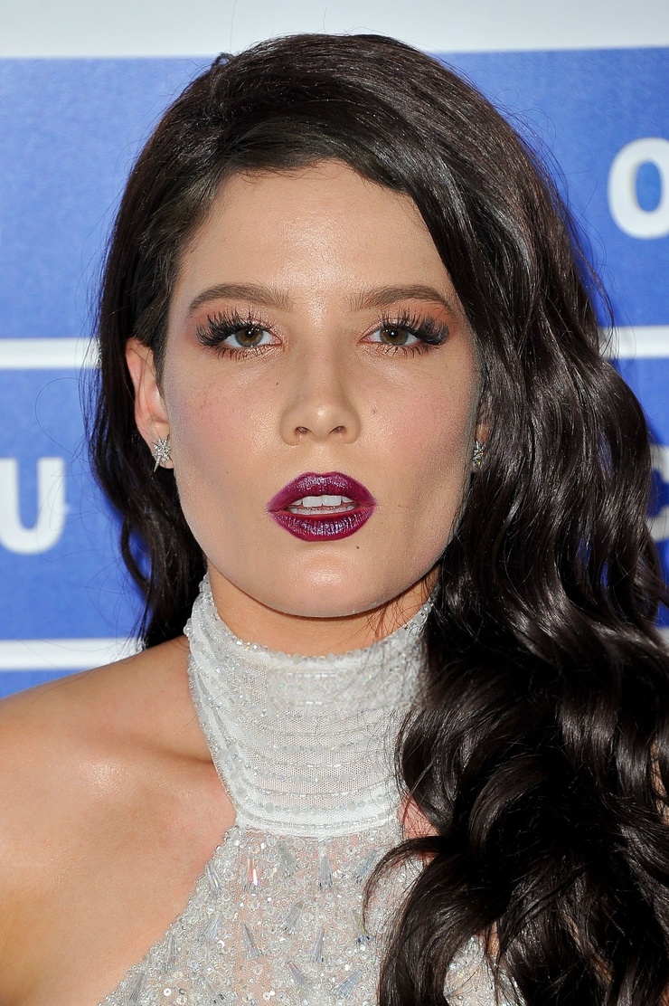 Image of Halsey