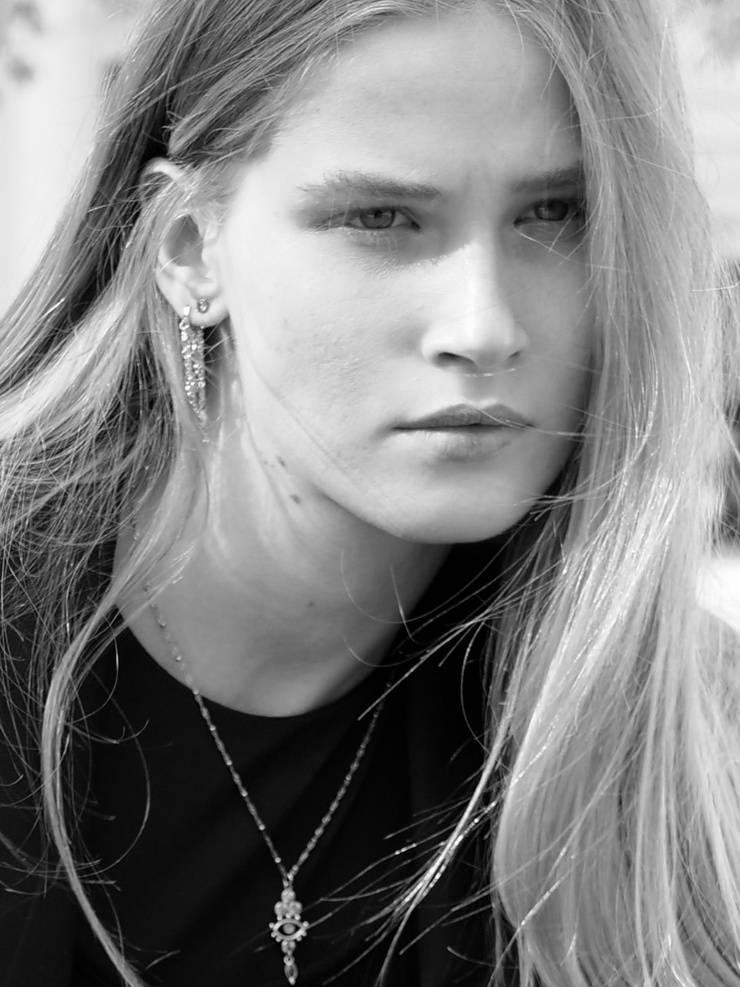 Lou Blusson image