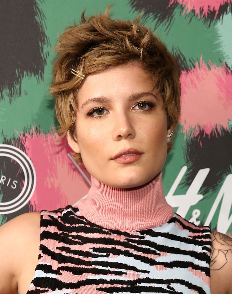 Picture of Halsey