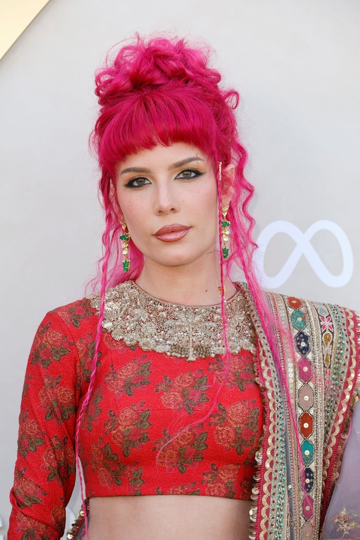 Picture of Halsey