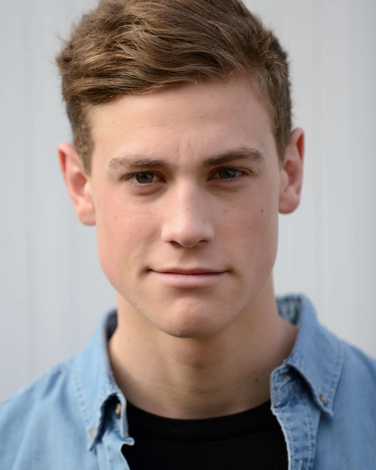 Picture of Simon Mead